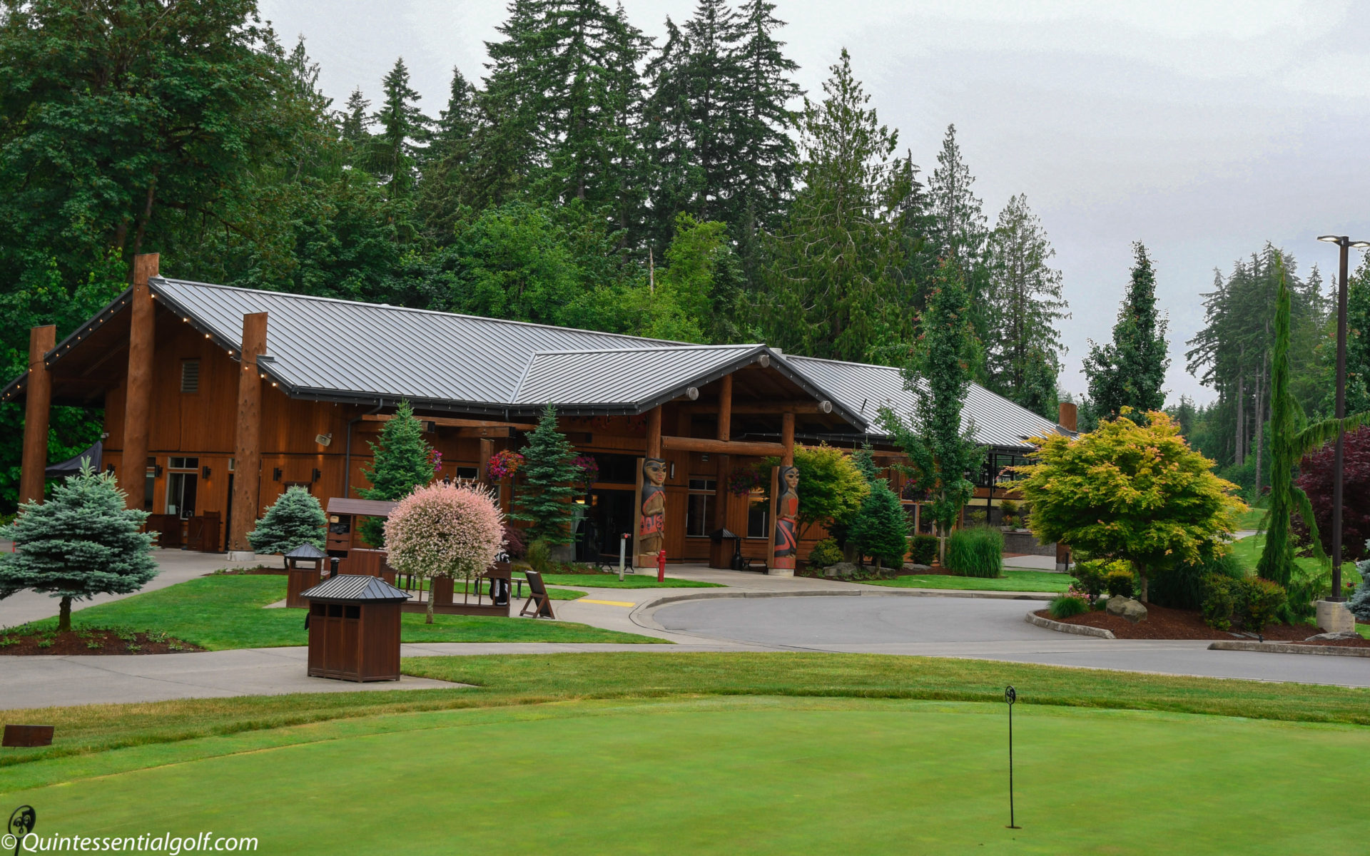 Salish Cliffs Golf Club - Quintessential Golf